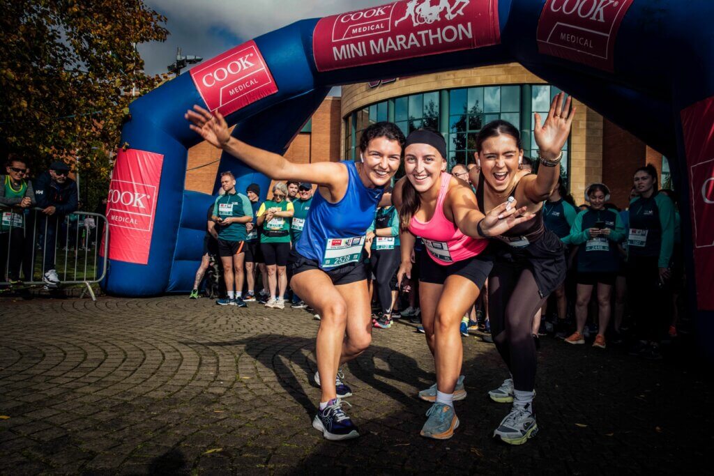 Cook Medical Mini Marathon sees 3,500 take part in Limerick | Newsroom